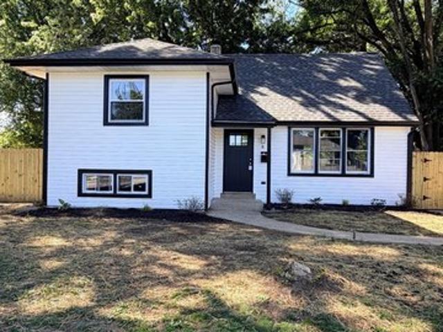 6 Merry Rd, Newark, DE 19713