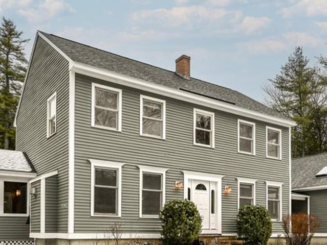 6 Merrill Brook Dr, Scarborough, ME 04074