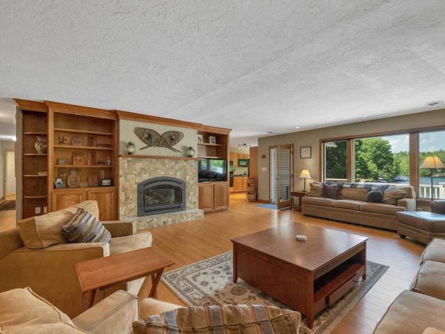 6 Millwood Road
