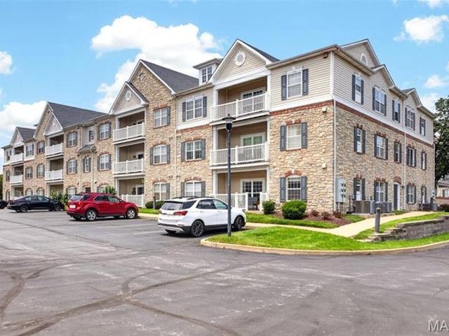 6 Monarch Trace Ct Apt 103, Chesterfield, MO 63017