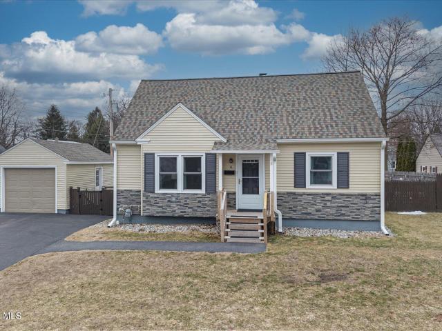 6 Moreau Drive