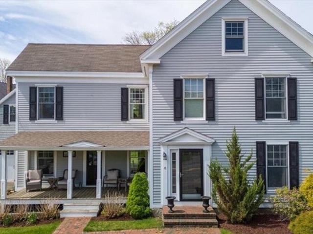 6 Mountain St, Camden, ME 04843
