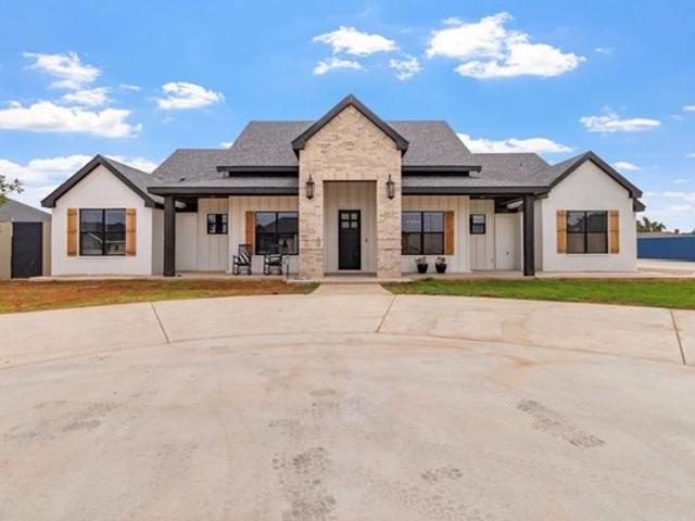 6 NW Isabella Cir, Andrews, TX 79714