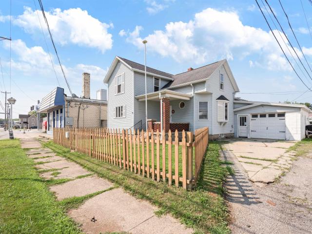 6 N Benton Street