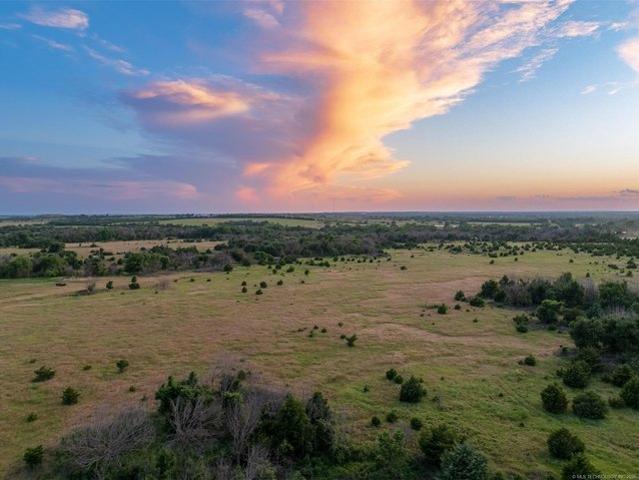 6 N Brush Creek Rd, Glencoe, OK 74032
