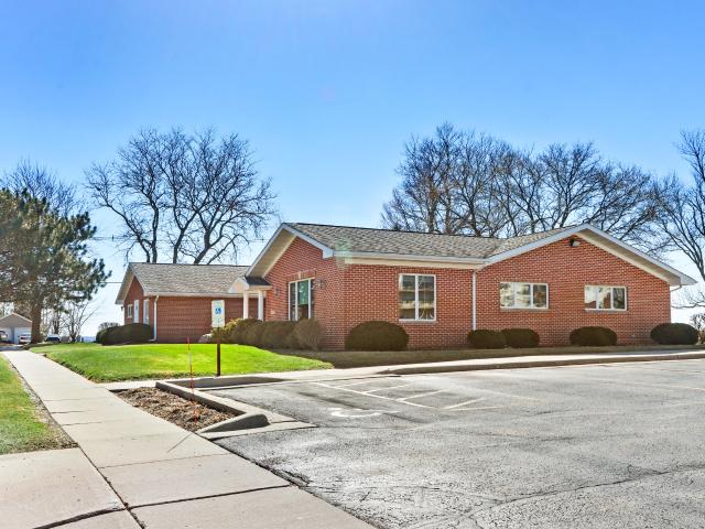 6 N West St