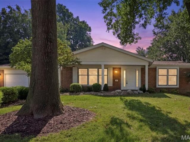 6 Otley Ct, Ballwin, MO 63011
