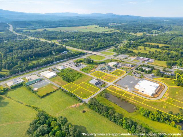 6 Ocoee Town & Country