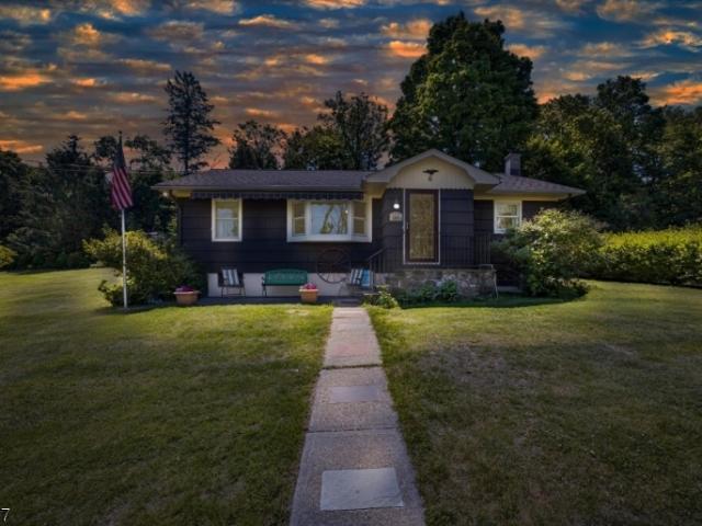 6 Odell Rd