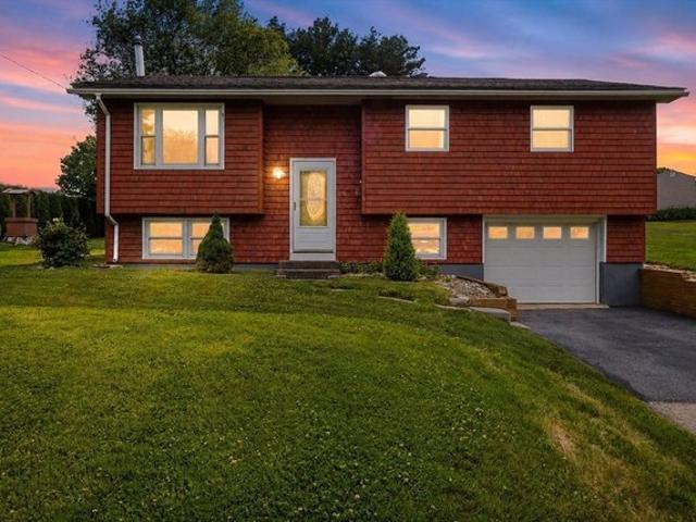6 Old Farm Rd, Spencer, MA 01562