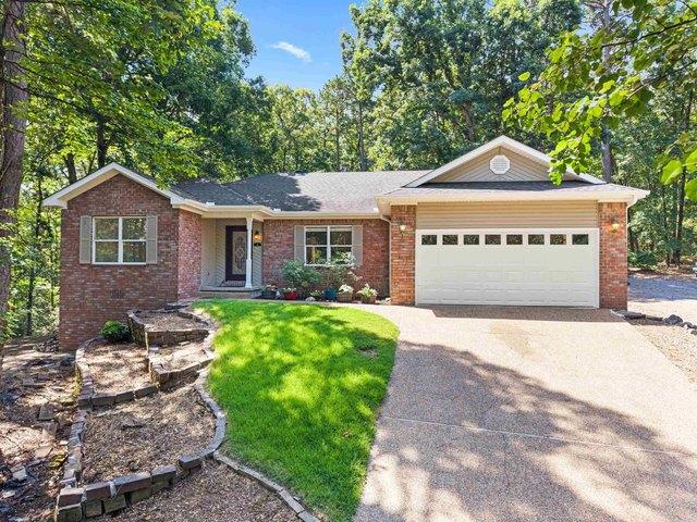 6 Orcera Ln, Hot Springs Village, AR 71909