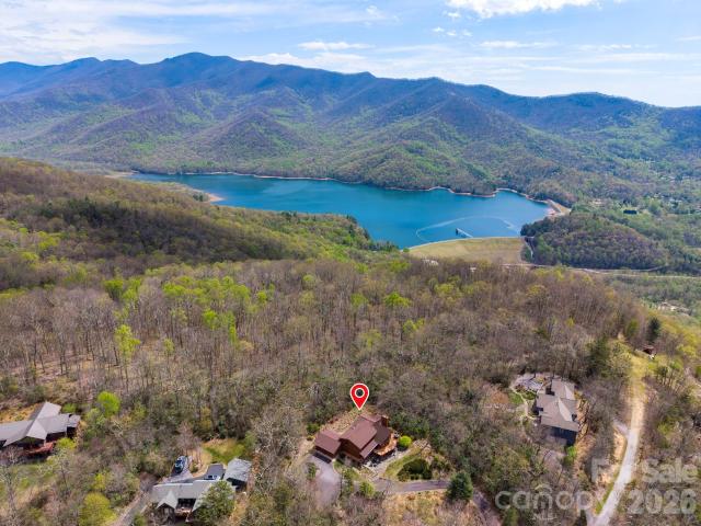 6 Orchard Knob Lane