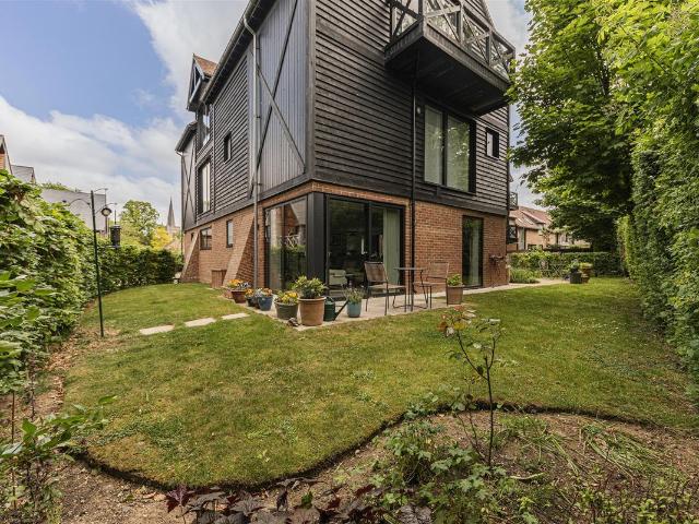 6 Orchard Yard, Hawarden Place, Canterbury Road Wingham, Canterbury, Kent CT3, 2 bed flat to rent, £1,500 pcm | PrimeLocation