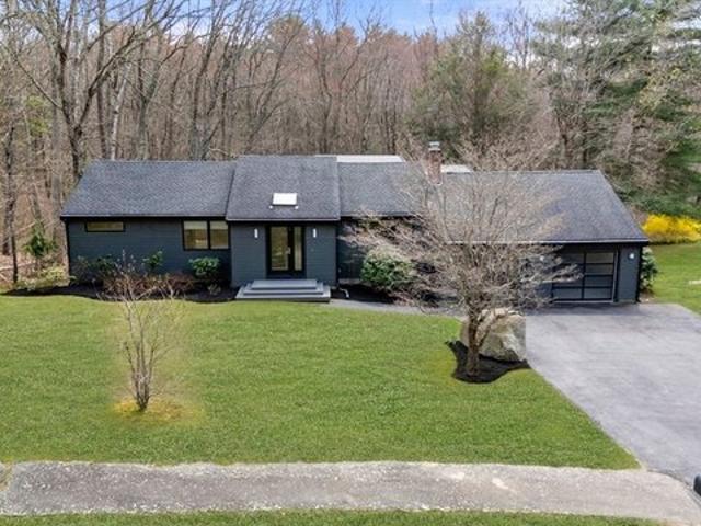 6 Osprey Rd, Sharon, MA 02067