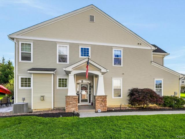 6 Avoncroft Lane