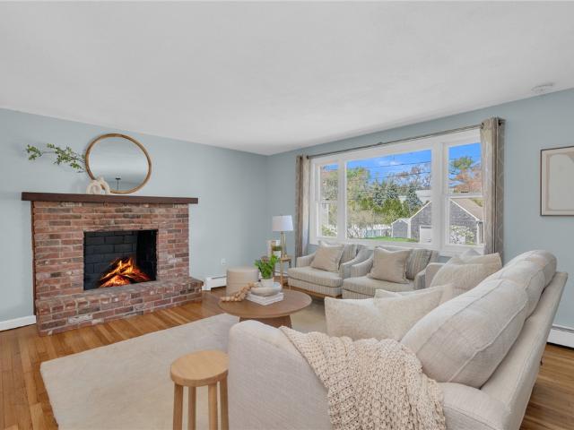 6 Acre Avenue
