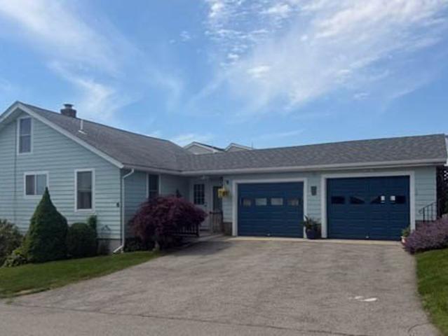 6 Alamo Rd, Ipswich, MA 01938