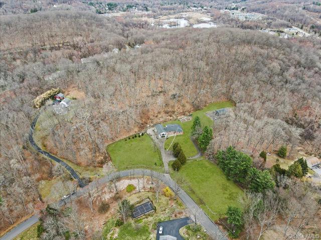 6 Annarock Dr, Somers, NY 10589 | MLS #981087 | Compass
