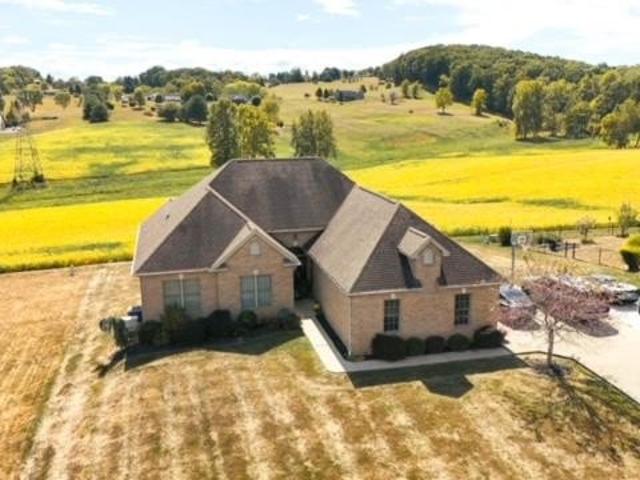 6 Apricot Ln, Jackson, OH 45640