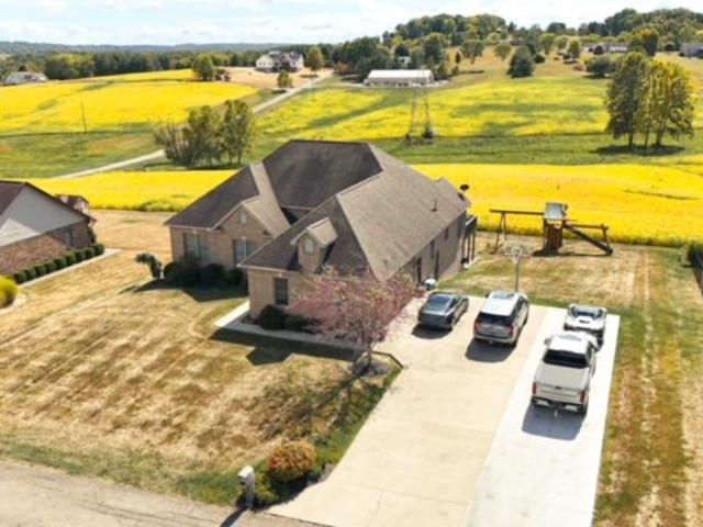 6 Apricot Lane