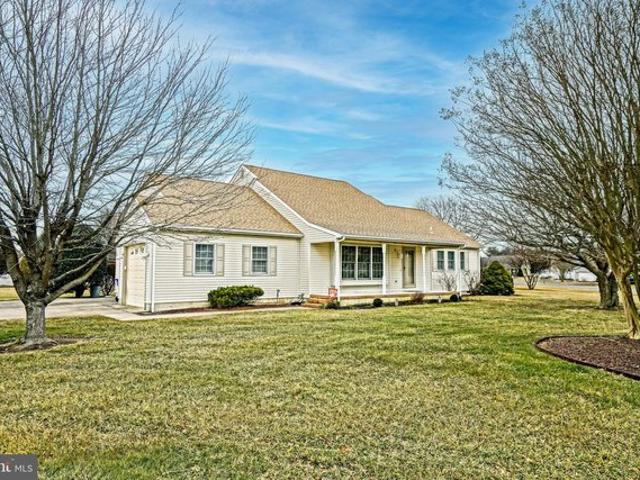 6 Arnell Dr, Rehoboth Beach, DE 19971