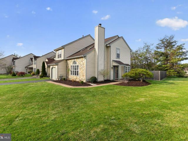 6 Aspen Ct, Newtown, PA 18940 | MLS #PABU2118 | Compass