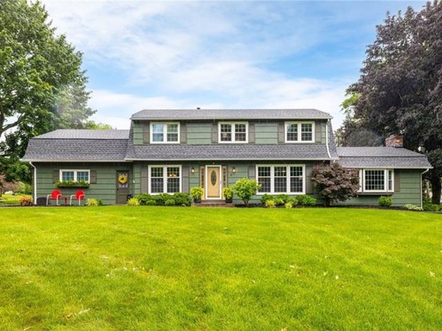 6 Buckwheat Dr, Fairport, NY 14450