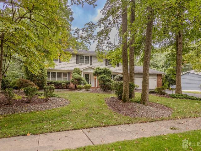 6 Burlington Lane