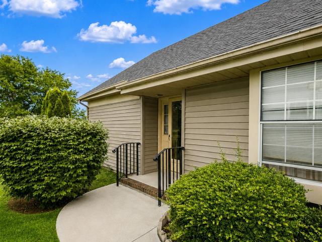 6 B Patrick Henry Court