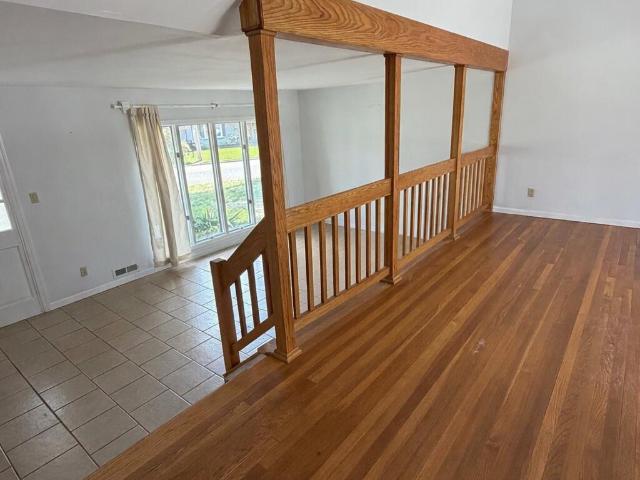 6 Barbara Ln, Oakhurst, NJ 07755 | MLS #22609