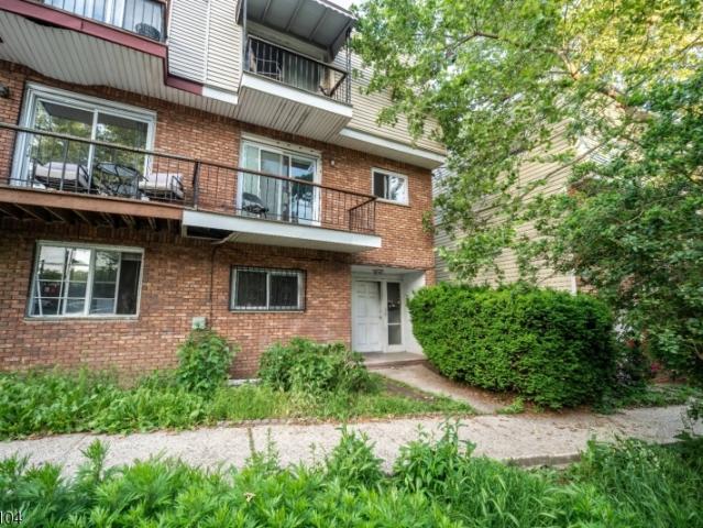 6 Bayside Park Dr