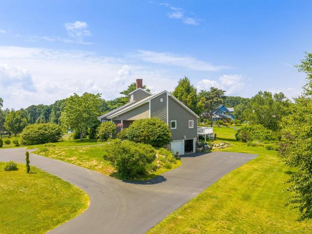 6 Beacon Hill Road
