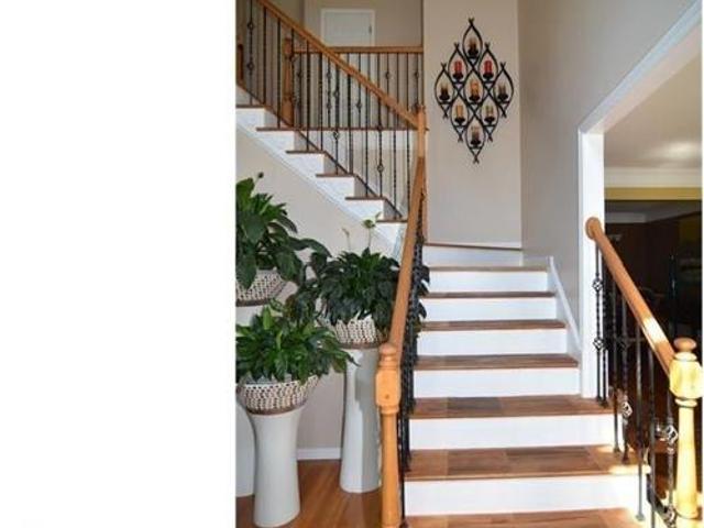 6 Bed 5 Bath House 396 COLLEGIATE DR for sale in Powder Springs, Georgia