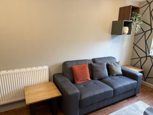 6 Bed Terraced House, Gadd Street, NG7