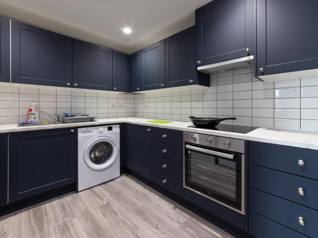 6 Bed Apartment at Curtler 3, Worcester, WR2, United Kingdom