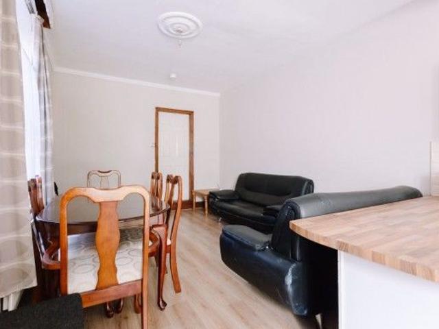 6 Bed Beresford Avenue, Hull
