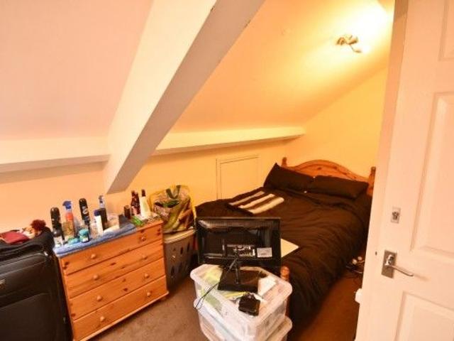 6 Bed Clayton Park Square, Jesmond