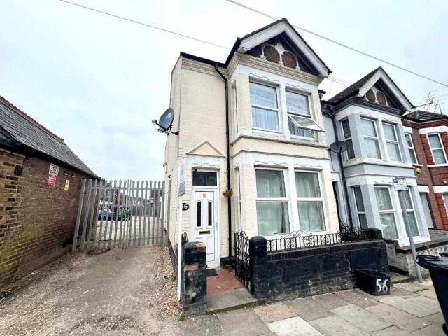 6 Bed, End of Terrace, Lyndhurst Road, Luton, LU1 [INVESTMENT PROPERTY]