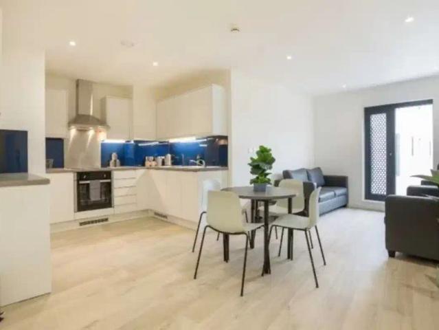 6 Bed Ensuite Cluster