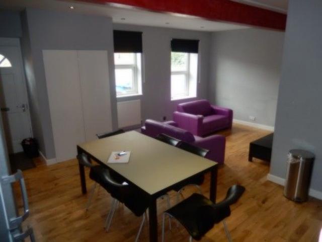 6 Bed Ensuite house, Walters Terrace