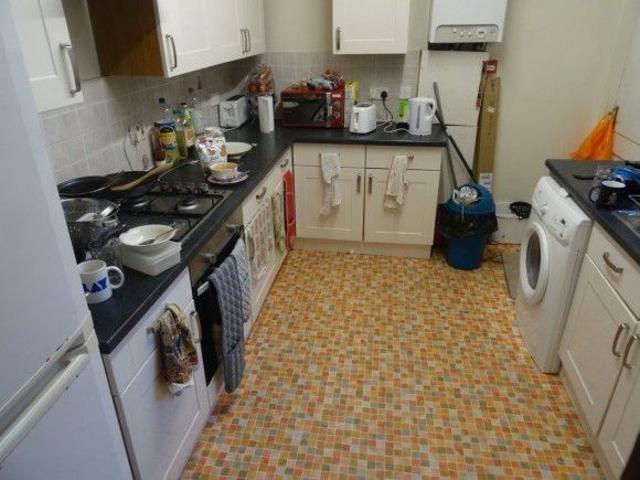 6 Bed Estcourt Avenue, Headingley, Ls6