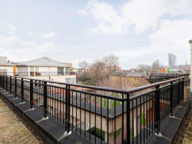 6 bed flat for sale