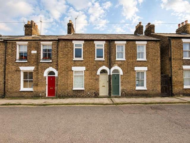6 bed house to rent