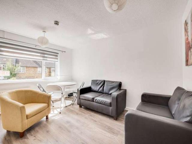 6 bed house to rent