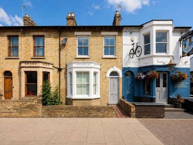 6 bed house to rent