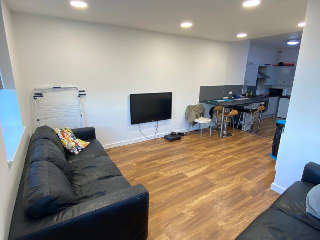 6 Bed House at 158 Henwick Road, St Johns, WR2 5PB, United Kingdom