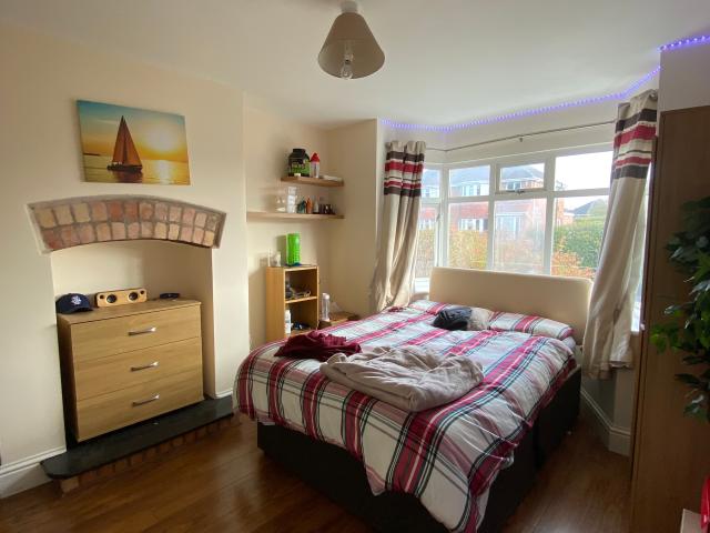 6 Bed House at Blenheim Road, Worcester WR2 5NQ, United Kingdom