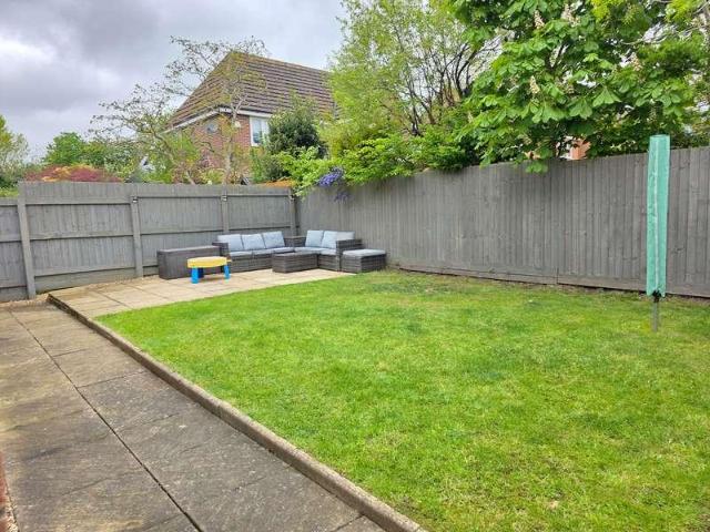 6 bed house for sale