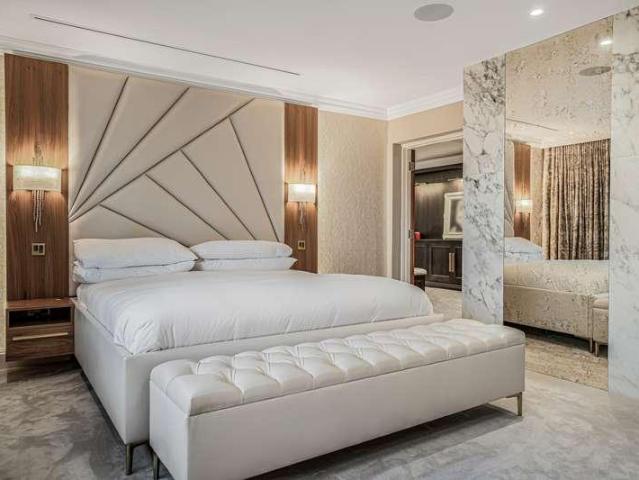 6 bed house for sale