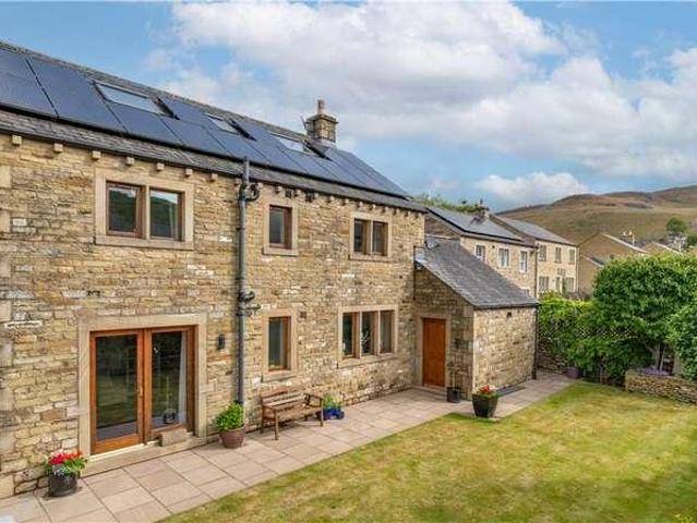 6 bed house for sale